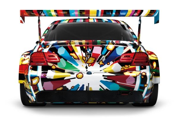 La BMW Art Car de Jeff Koons présentée au Centre Pompidou