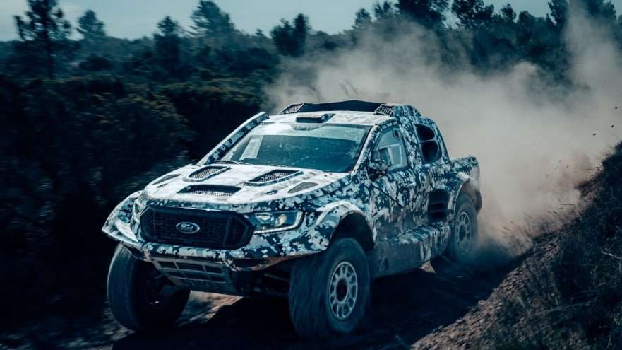 FORD AU RALLYE DAKAR AVEC LE DERNIER RANGER RAPTOR T1 - Ford ...