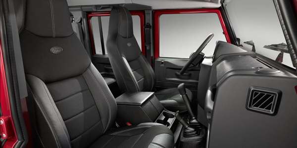 LAND ROVER DEFENDER : Reprise ARGUS +4000€* - Jaguar Montpellier - Land ...