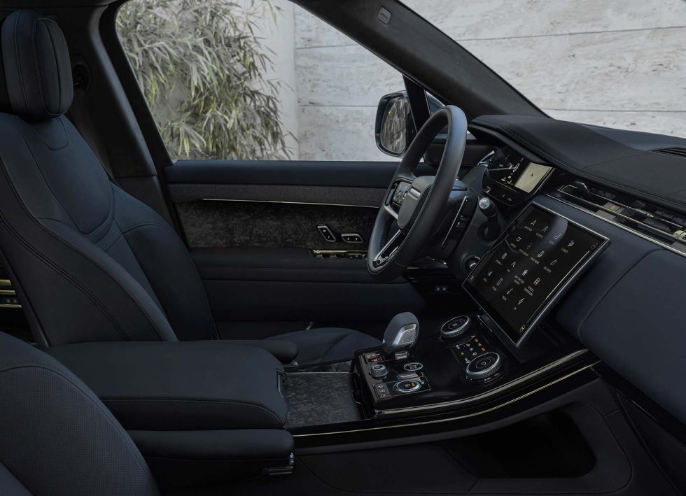 Range Rover ou Range Rover Sport : les principales différences