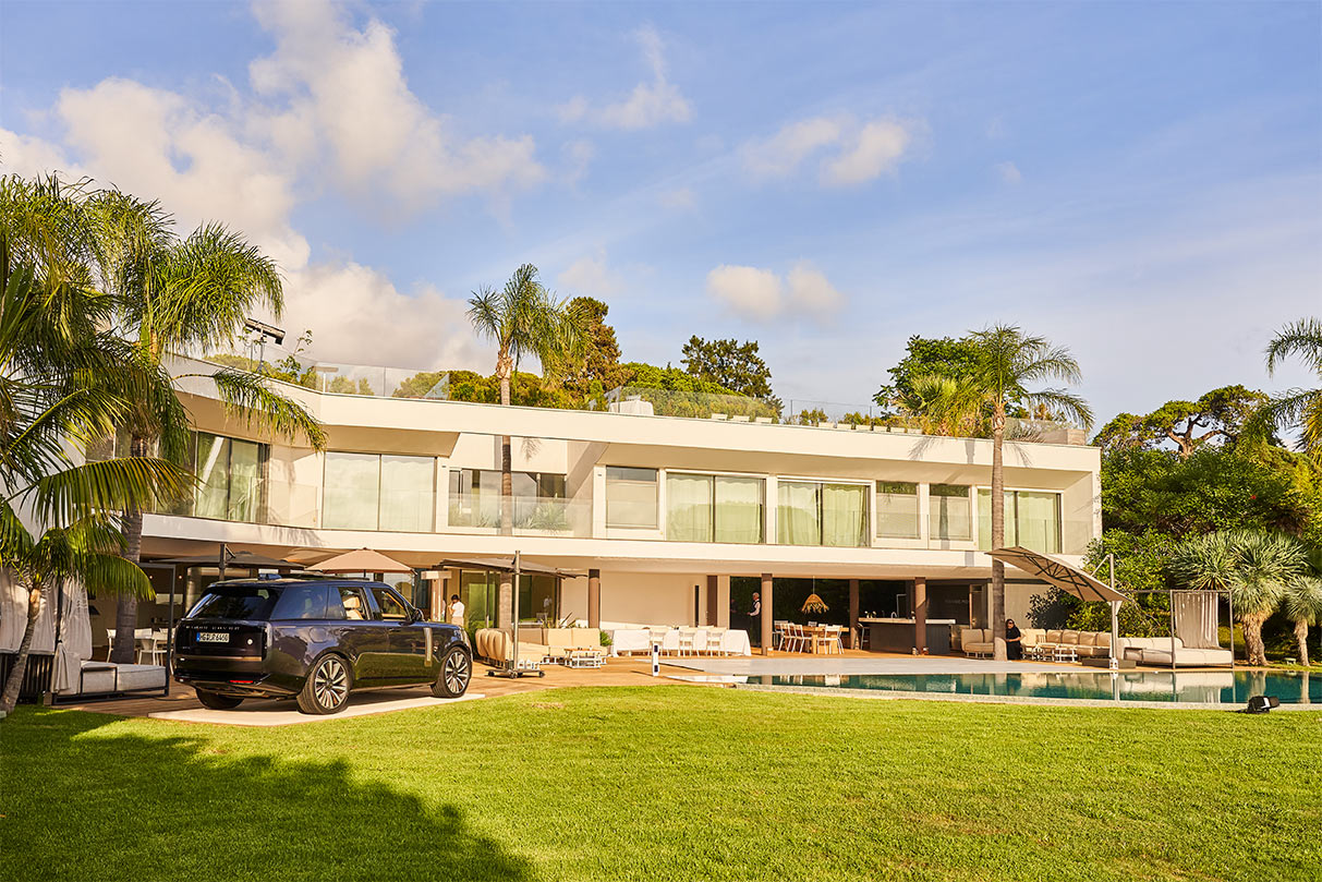 Range Rover House à Antibes : Range exprime sa vision du luxe