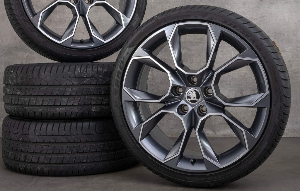 Personnalisation SKODA : options et accessoires clés